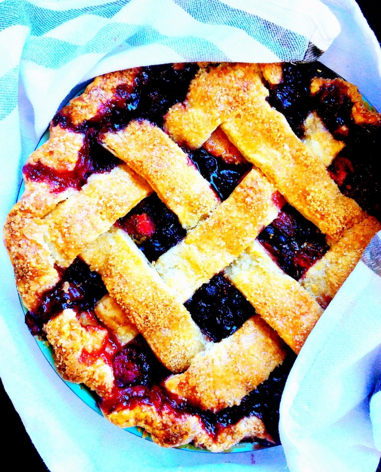 Huiskok se vrugteslaaipaai – Aarbei, bessie en basiliekruidpastei – Huiskok